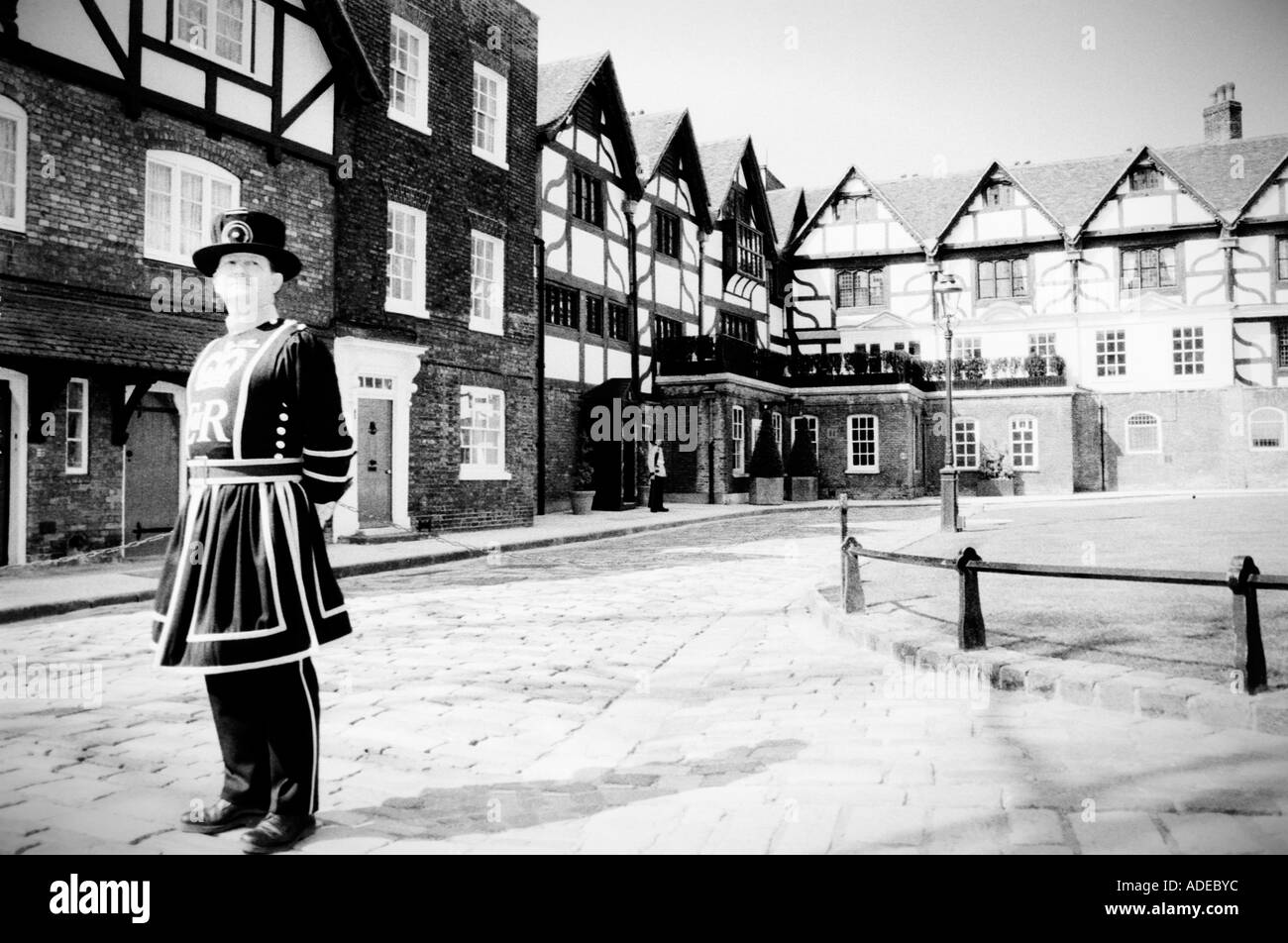 Tower of london prison cell hi-res stock photography and images - Alamy