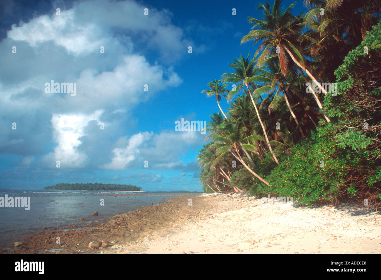 Mili atoll hi-res stock photography and images - Alamy