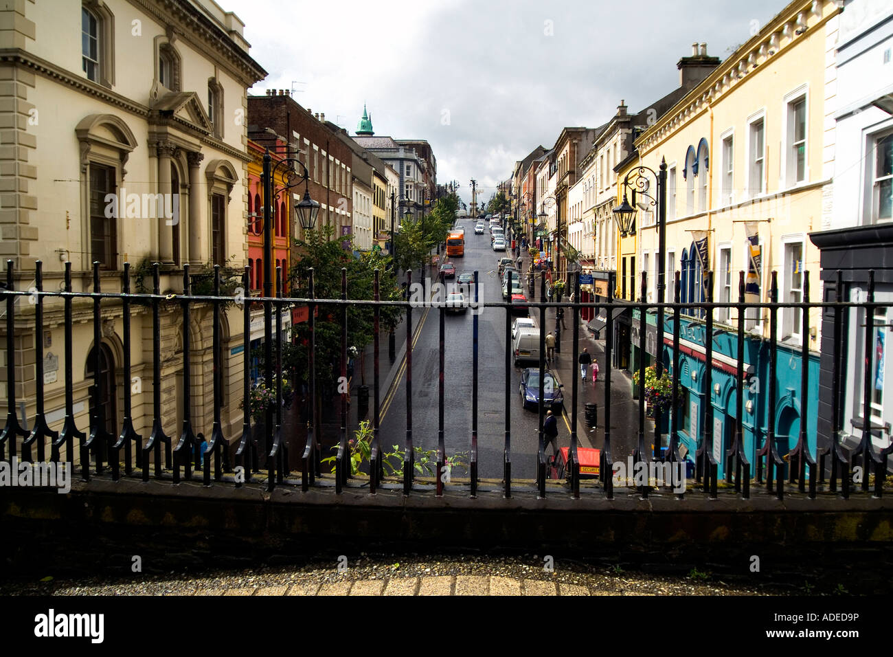 Shipquay Street Derry City Northern Ireland Stock Photo - Alamy