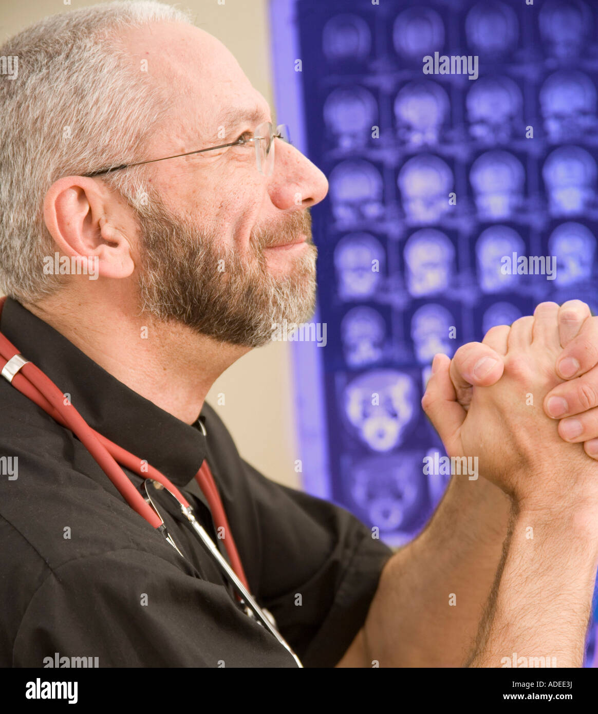 Catholic hospital chaplain hi-res stock photography and images - Alamy