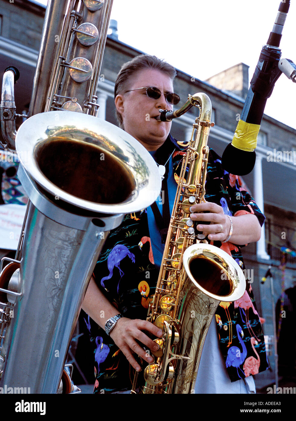 Woman saxaphone hi-res stock photography and images - Alamy