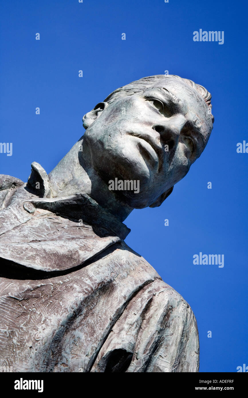 Neil Hadlock sculpture on the redeveloped dockside in Hull Yorkshire ...