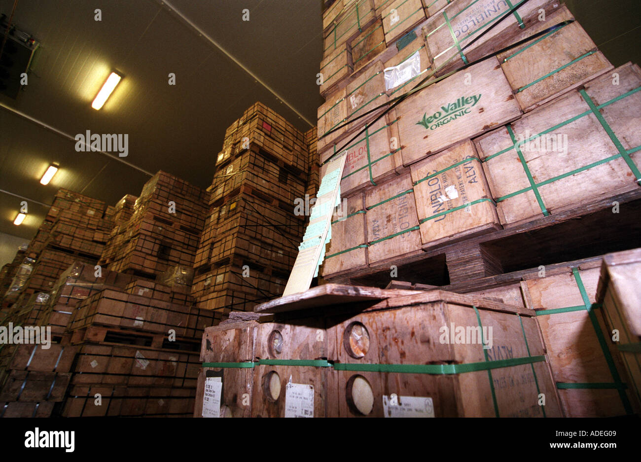 Yeo valley factory hi-res stock photography and images - Alamy