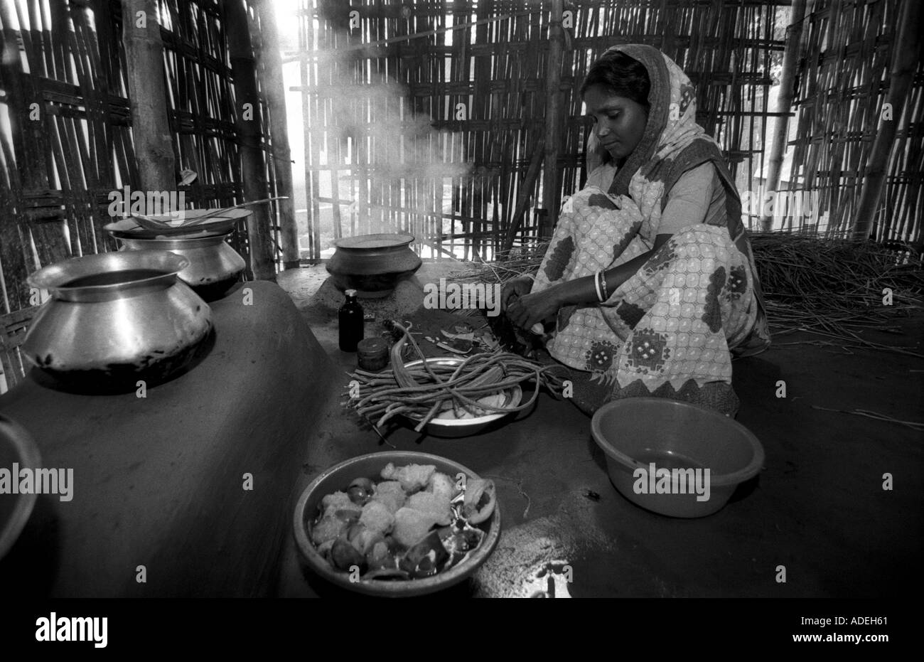 Bangladesh family dinner hi-res stock photography and images - Alamy