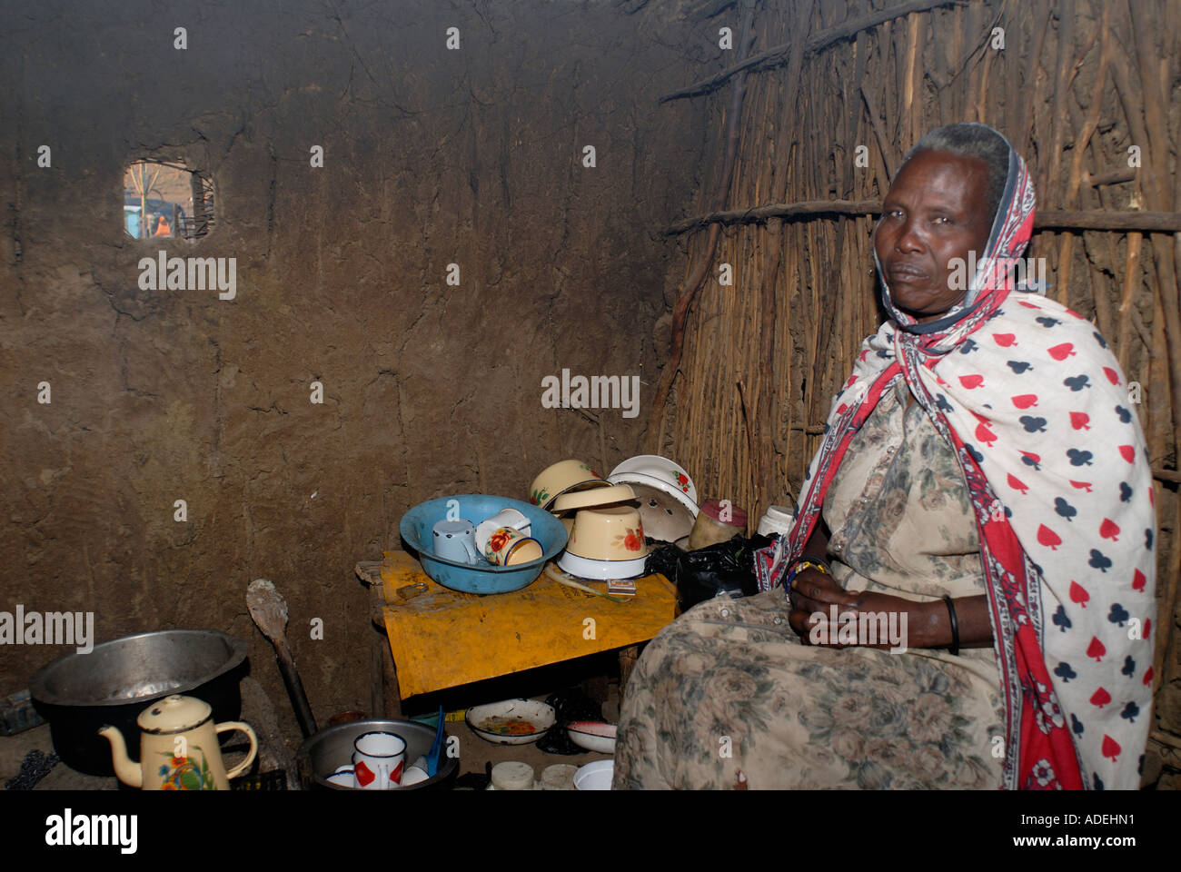 Old Maasai woman sitting inside her house Kenya Stock Photo - Alamy Old Maasai woman sitting inside her house Kenya Stock Photo - Alamy