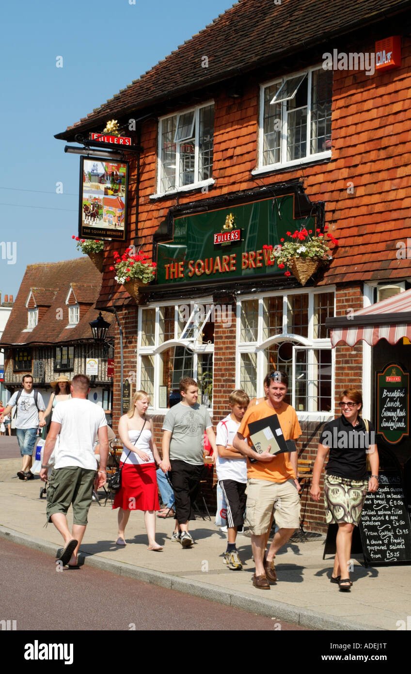 Petersfield town centre hi-res stock photography and images - Alamy