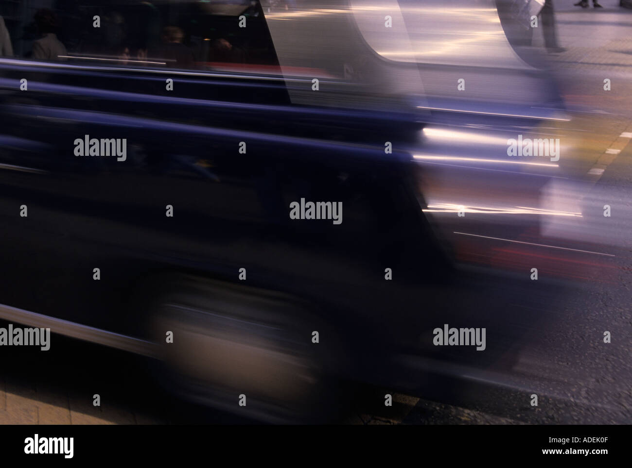 London taxi speed fast motion moving hi-res stock photography and ...