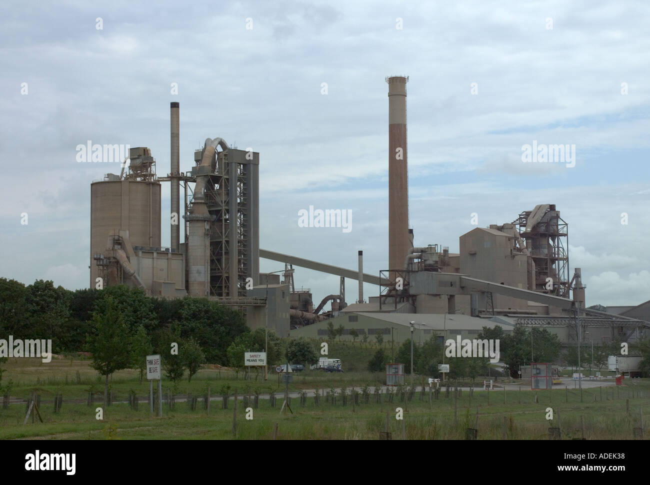 Cement works hi-res stock photography and images - Alamy