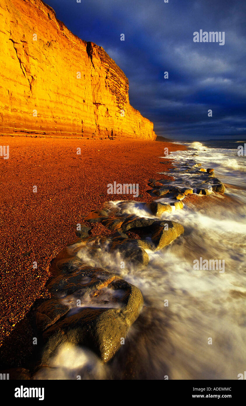 Burton bradstock stormy hi-res stock photography and images - Alamy