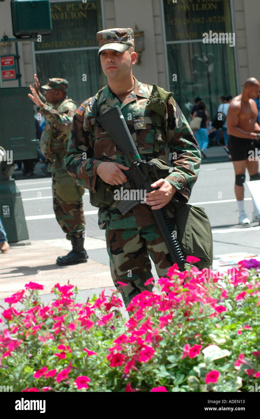 Heavily armed soldiers from the National Guard direct crowd control ...