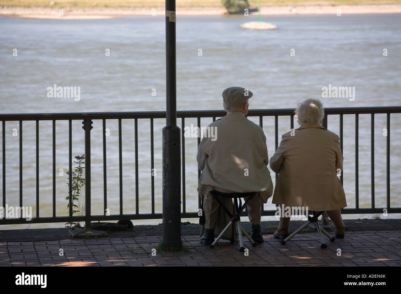 Elderly people watching boats hi-res stock photography and images - Alamy