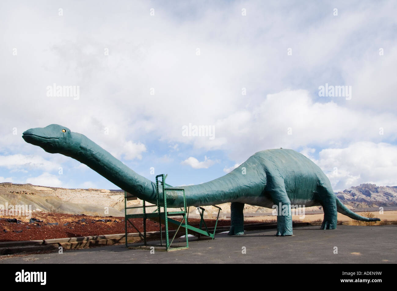 Horizontal brontosaurus hi-res stock photography and images - Alamy