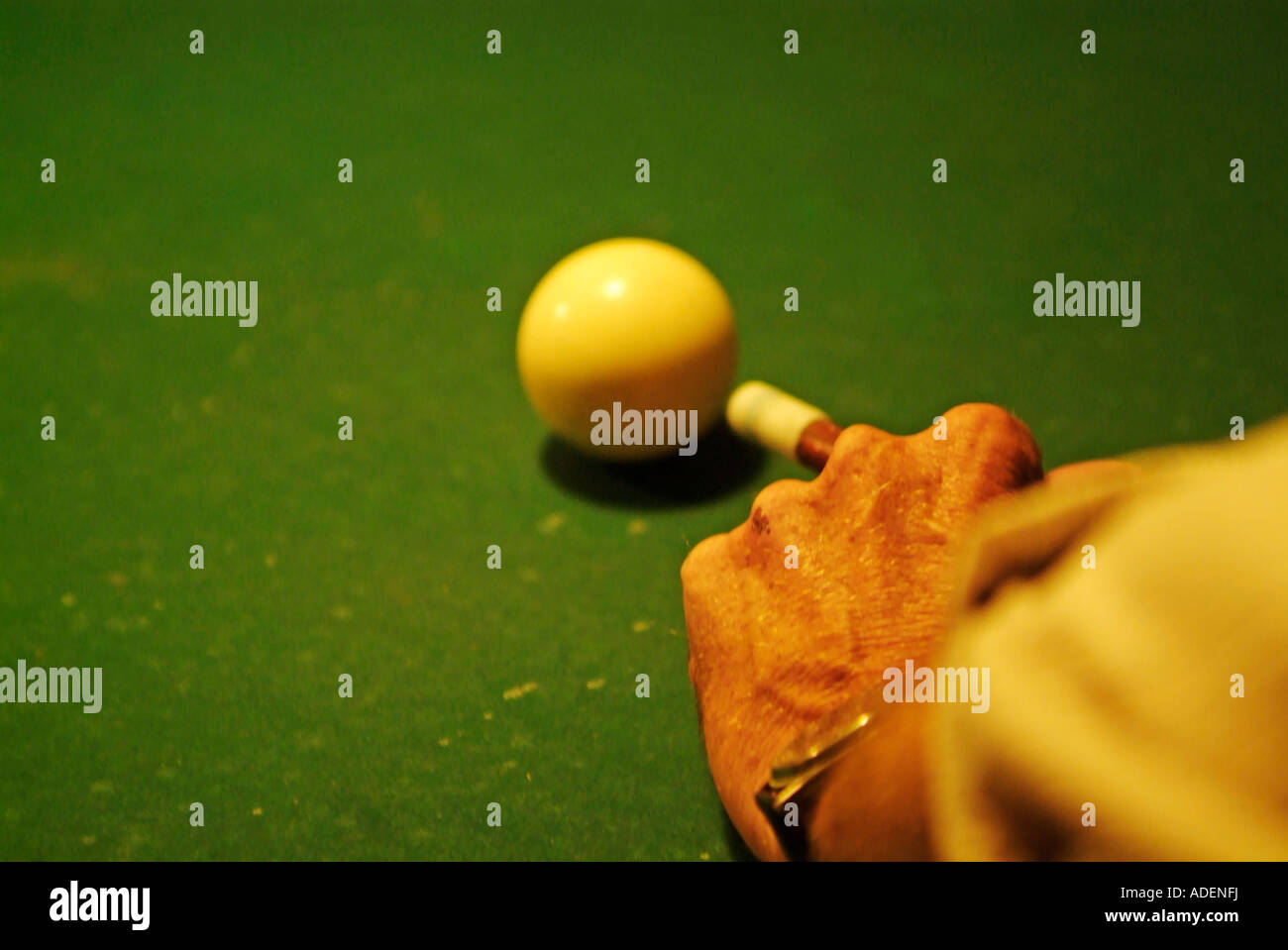 Billiard billiards hand tip rod table hi-res stock photography and ...