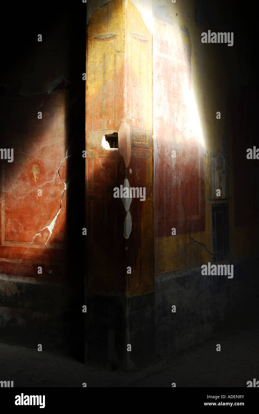 Shadow radius hi-res stock photography and images - Alamy