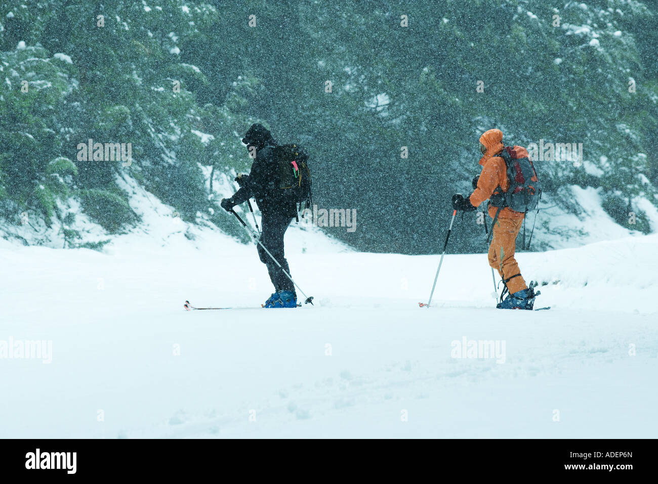 Two people going skiing hi-res stock photography and images - Alamy