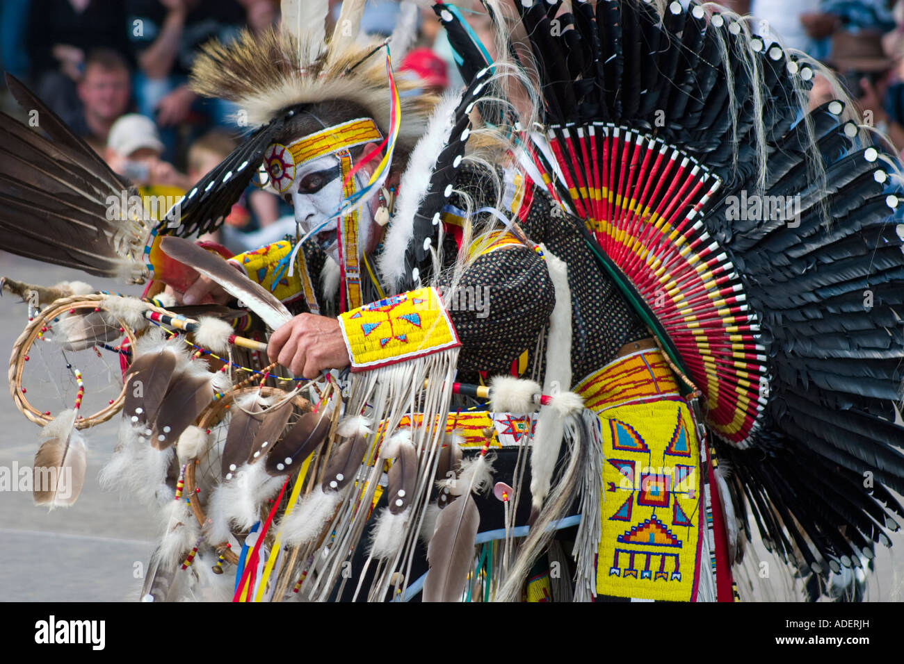 Dancing indian hi-res stock photography and images - Alamy