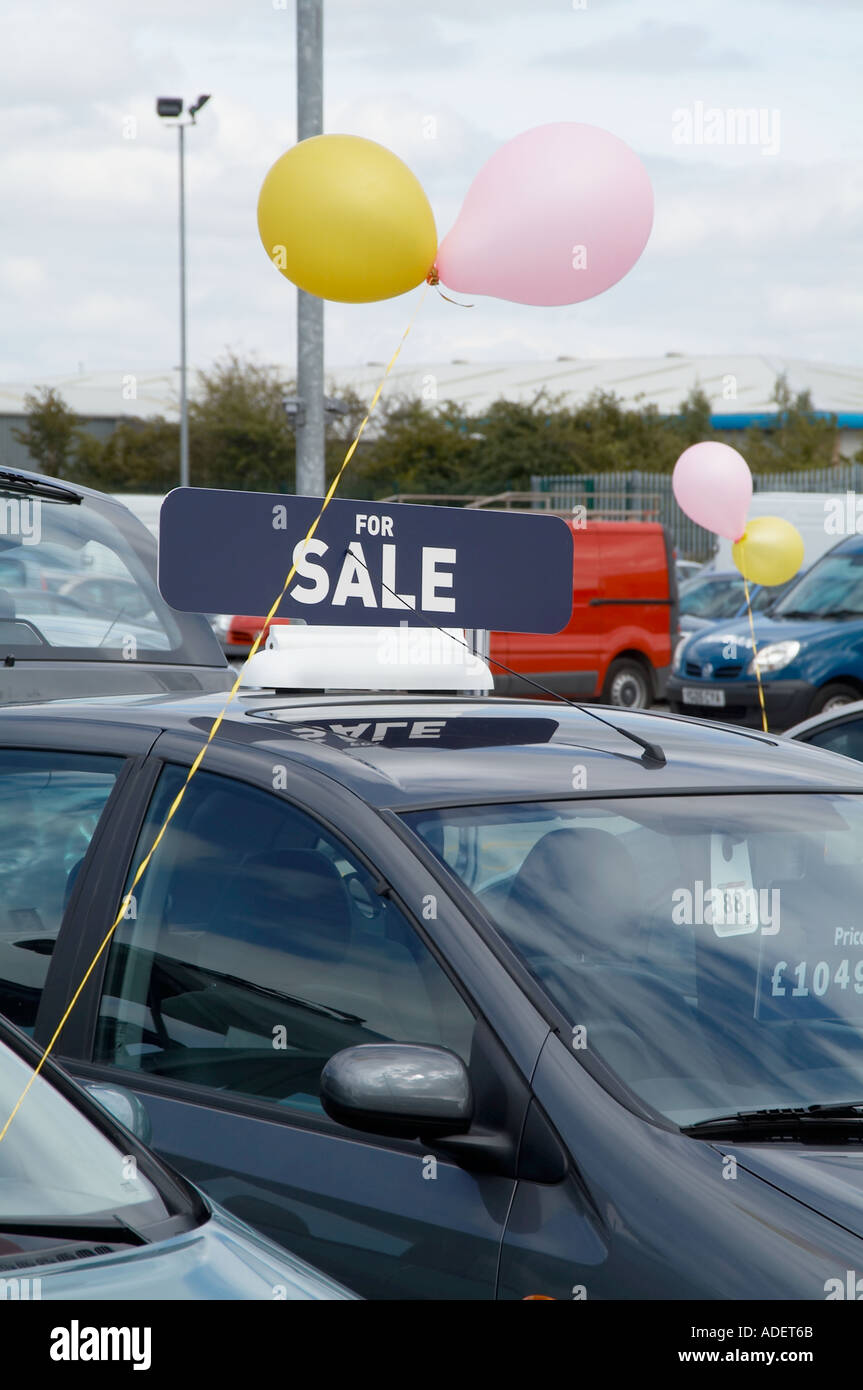 Car lot salesman hi-res stock photography and images - Alamy