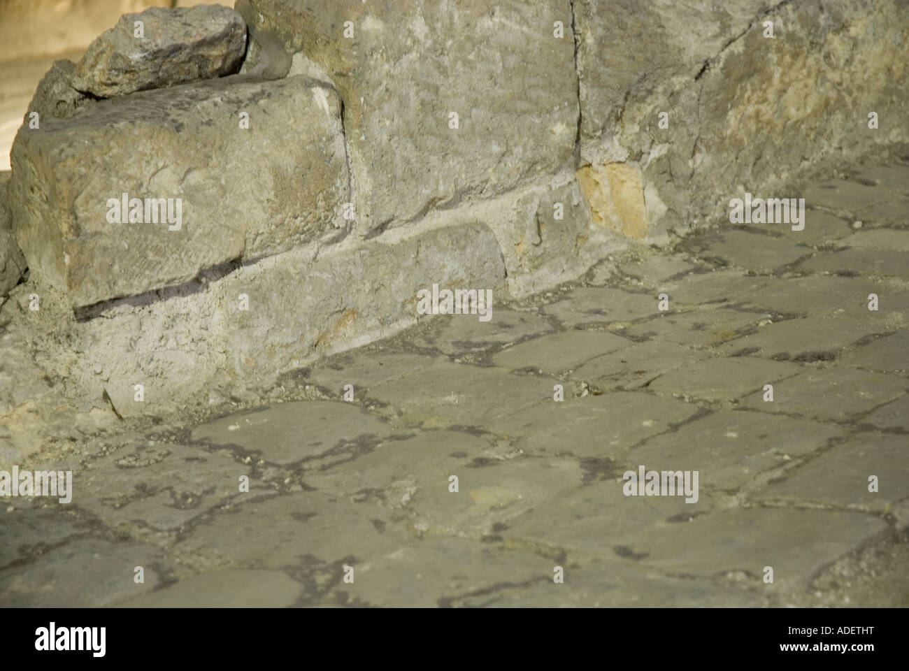 Archeological crypt hi-res stock photography and images - Alamy