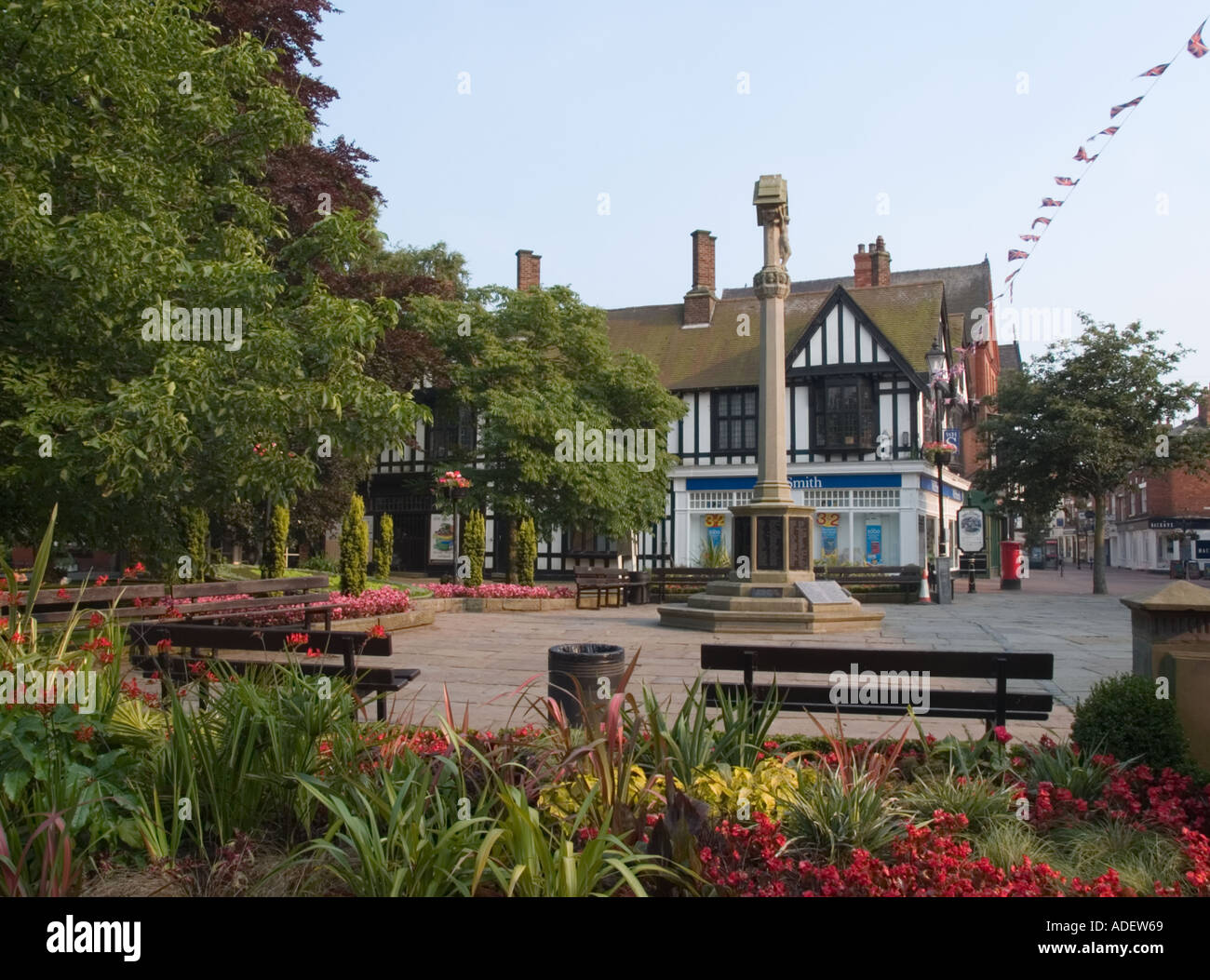 Nantwich square hi-res stock photography and images - Alamy