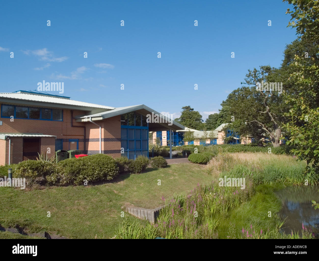 UNITS in PARC MENAI BUSINESS PARK New and expanding landscaped ...