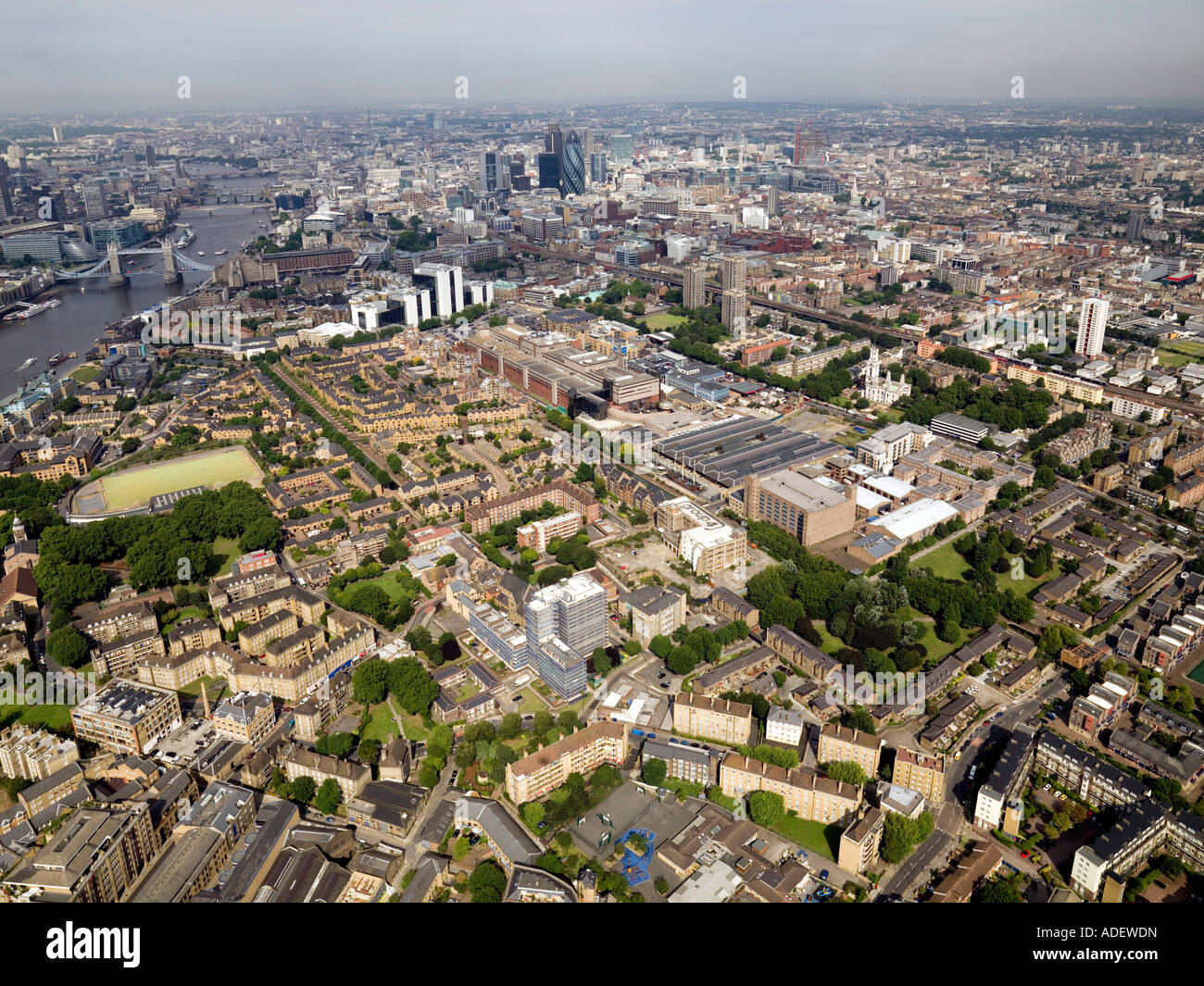 Aerial london bridge hi-res stock photography and images - Alamy