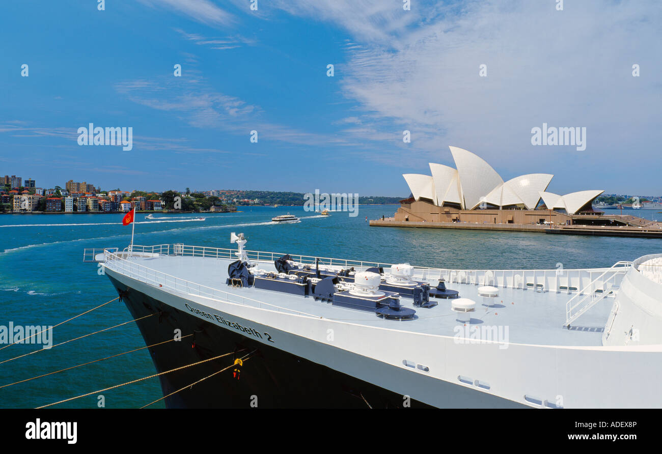 Queen Elizabeth II and Opera House Sydney New South Wales Australia ...