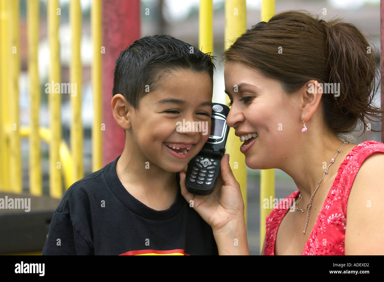 Teen son cell phone hi-res stock photography and images - Alamy