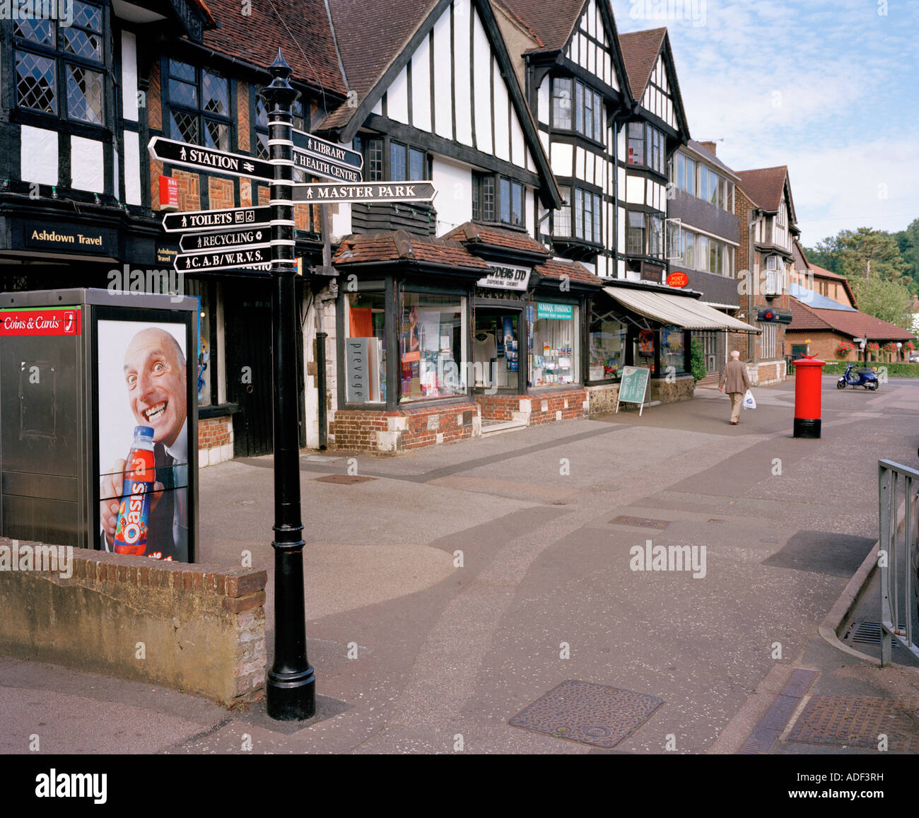 Oxted town centre, Surrey, England, UK Stock Photo - Alamy