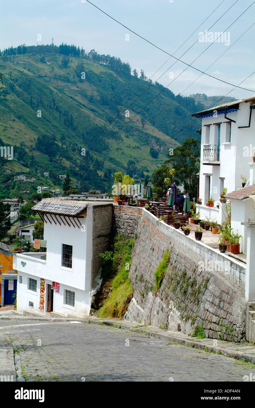 Residential suburb of Guapulo in Quito, Ecuador Stock Photo - Alamy