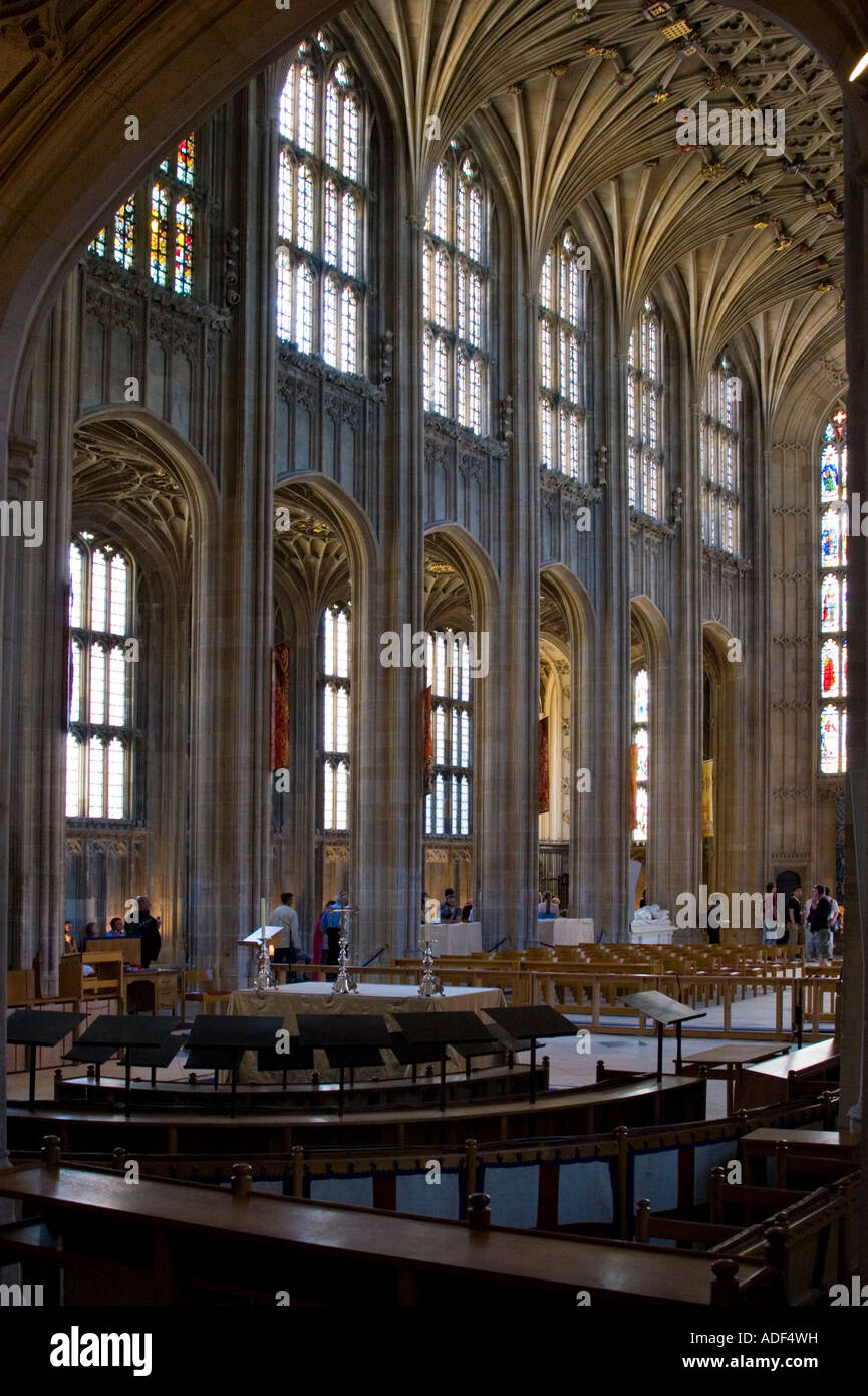 Queen elizabeth ii st george's chapel hi-res stock photography and ...