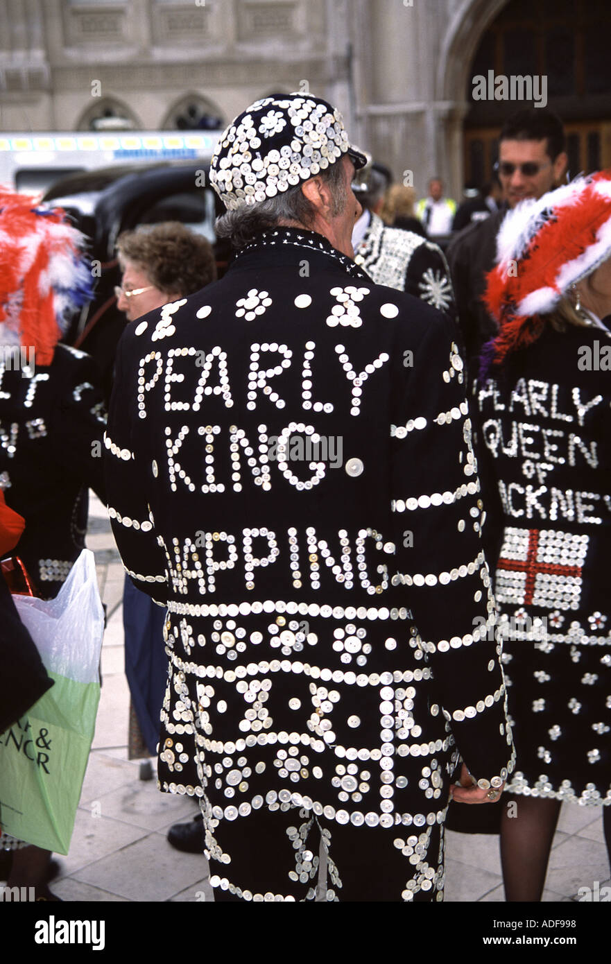 London pearly kings and queens hi-res stock photography and images - Alamy