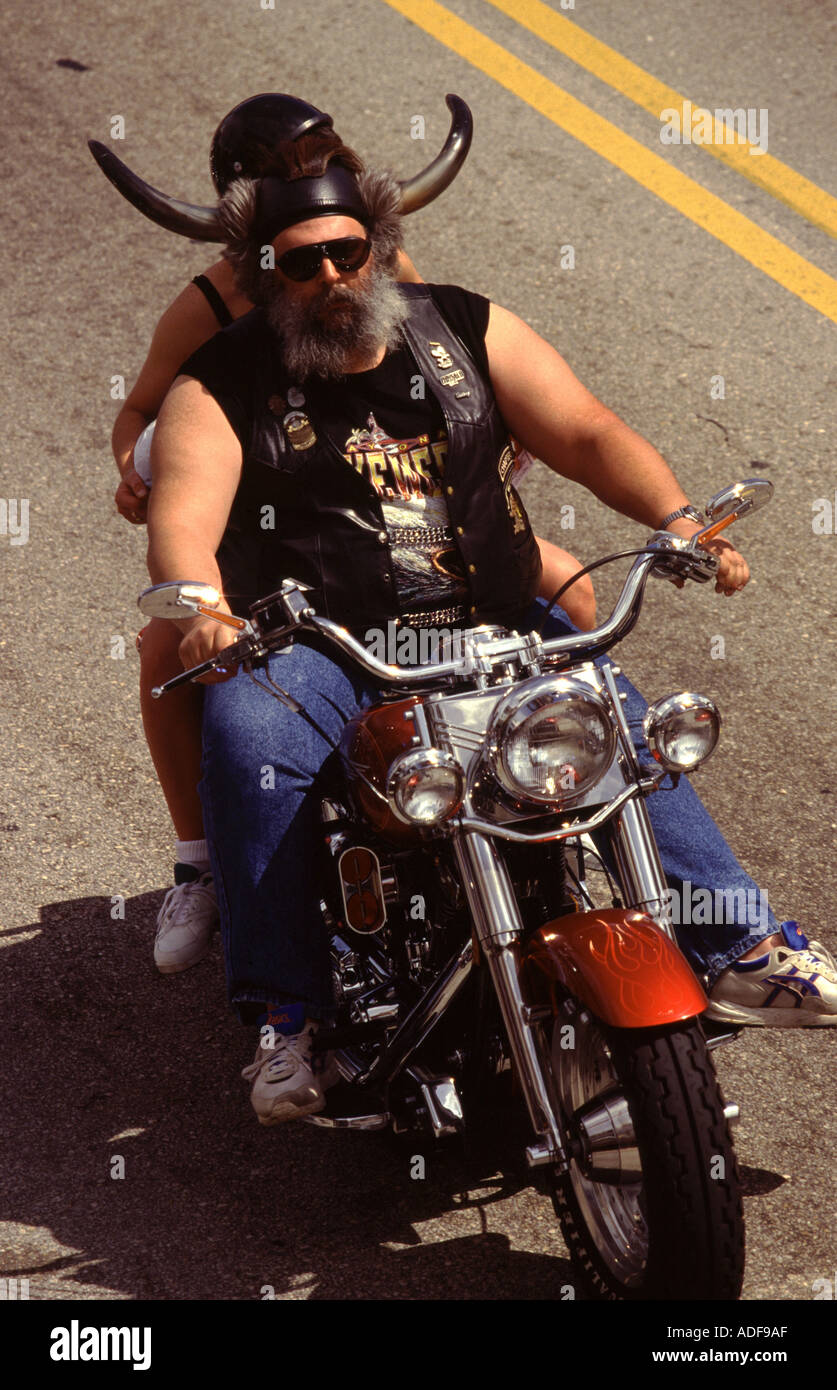 Couple riding harley davidson motorcycle hi-res stock photography and ...