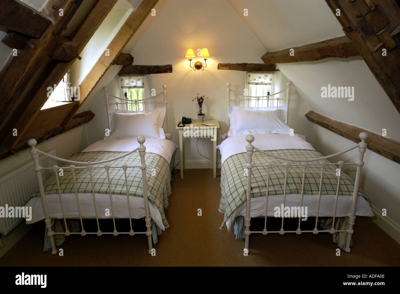 Twin beds house hi-res stock photography and images - Alamy