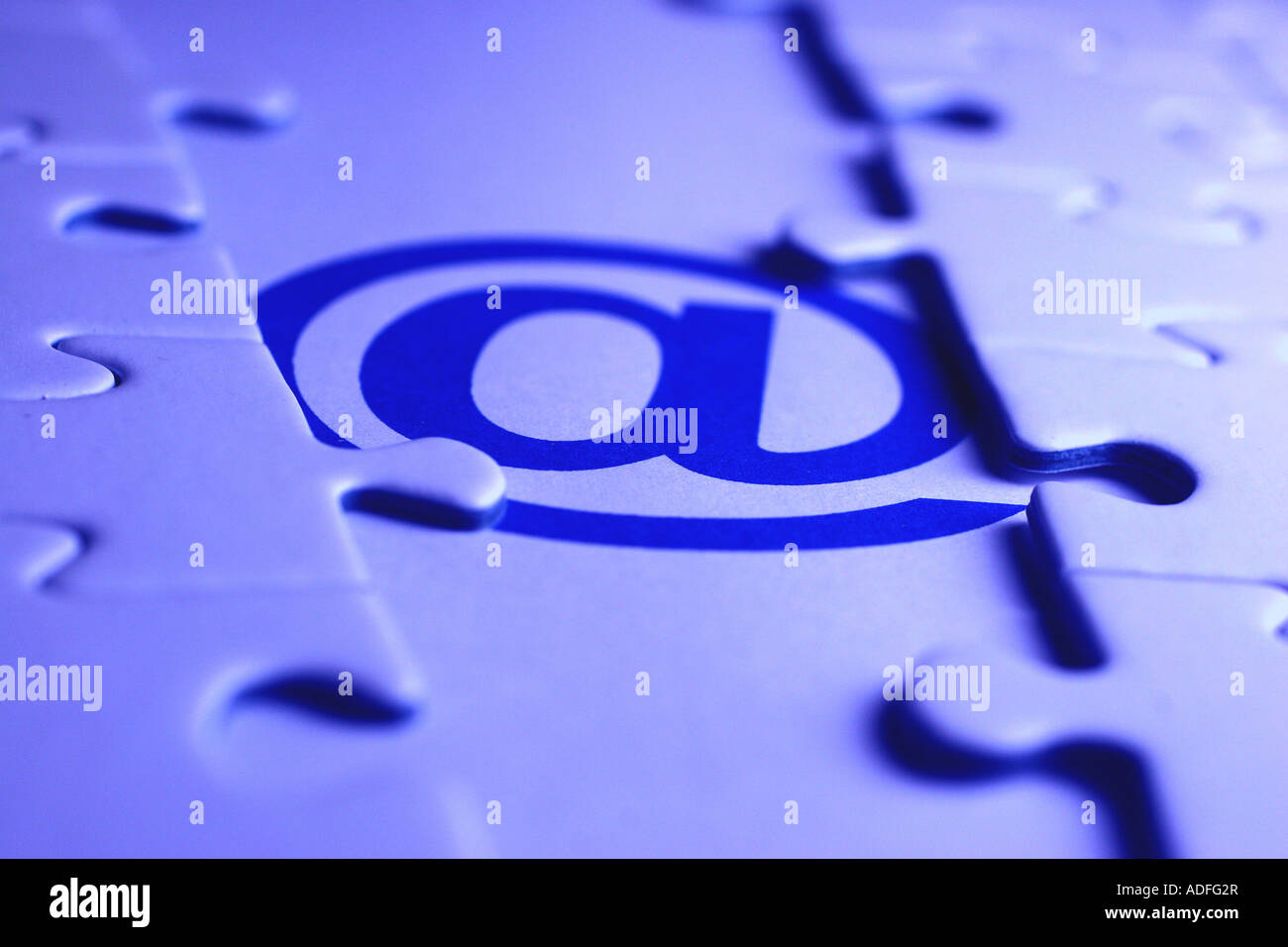 Jigsaw identification hi-res stock photography and images - Alamy