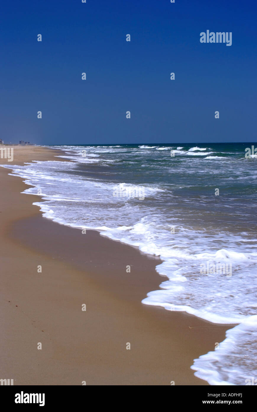 Waves Breaking on the Beach at Fenwick Island State Park Delaware ...