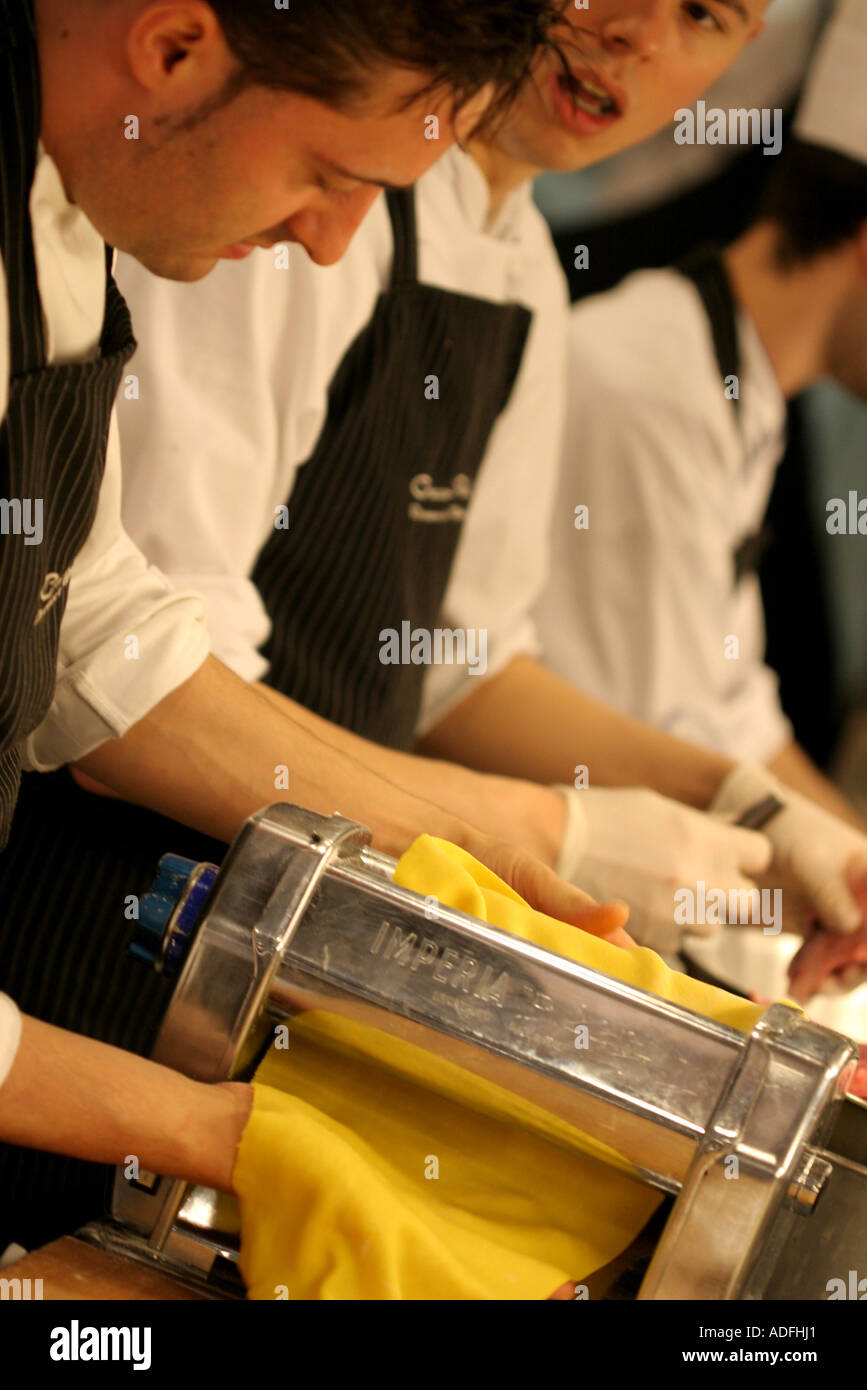 Kitchen cracco peck restaurant hi-res stock photography and images - Alamy