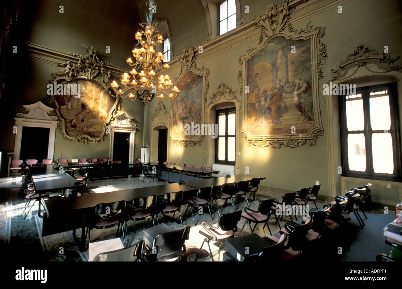 Apollo palace hi-res stock photography and images - Alamy