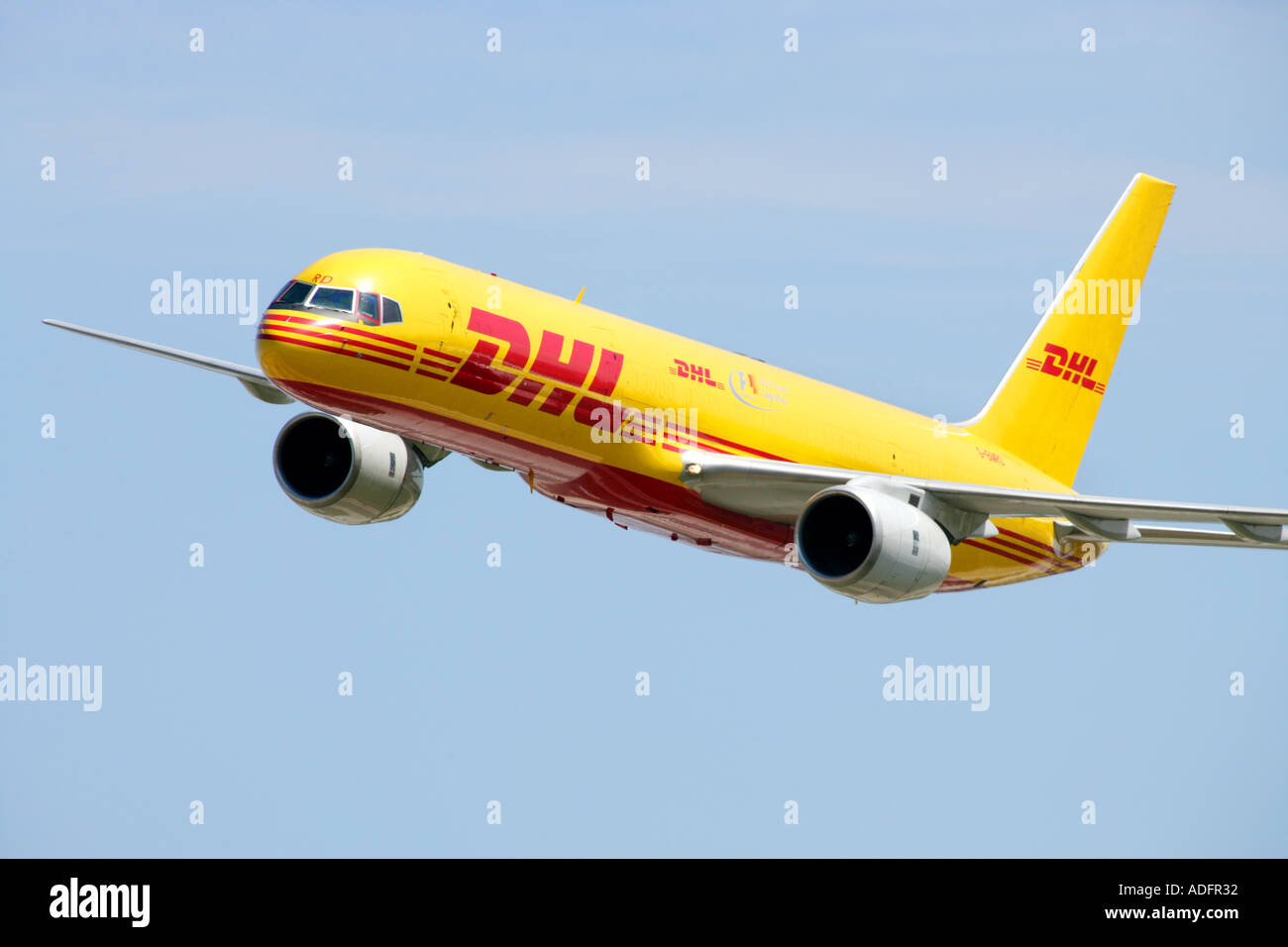 Royal International Air Tattoo RIAT 2005 DHL boeing 757 Stock Photo - Alamy