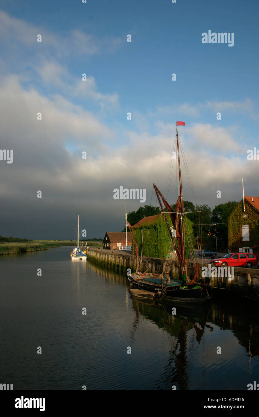 The River Alde at Snape Maltings Suffolk England Stock Photo - Alamy