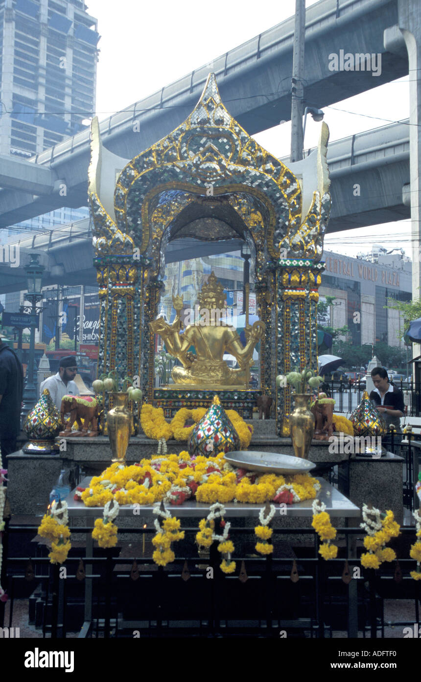 Erawan statue bangkok hi-res stock photography and images - Alamy