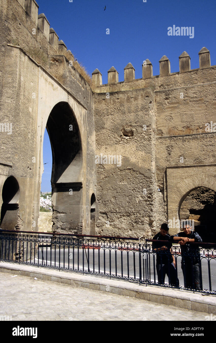A city walls gate, Fes, Morocco Stock Photo - Alamy