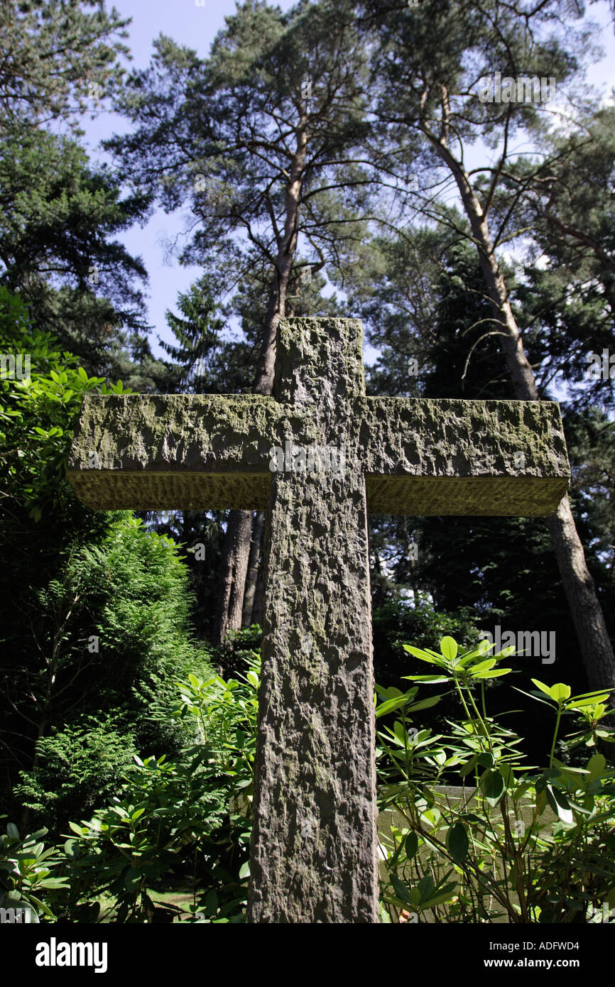 Cross Shaped Gravestone Stock Photo - Alamy