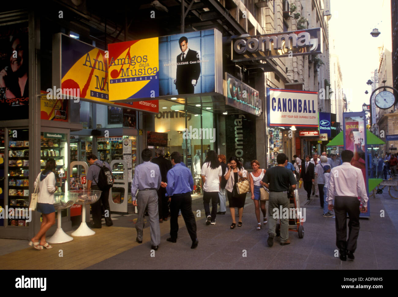Argentine people walking, busy street, crowded street, street scene ...