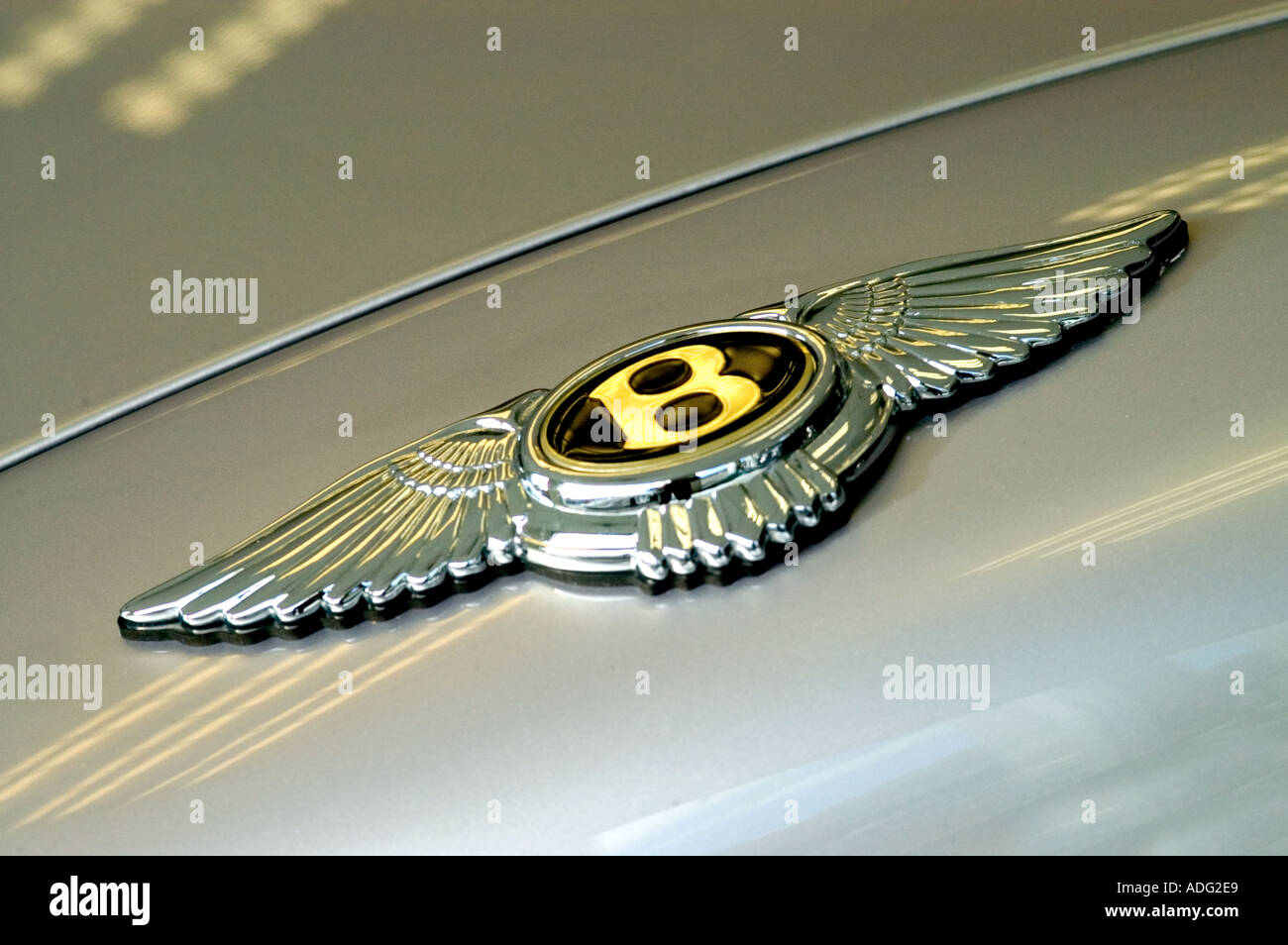 Bentley car symbol modern expensive shine Stock Photo - Alamy