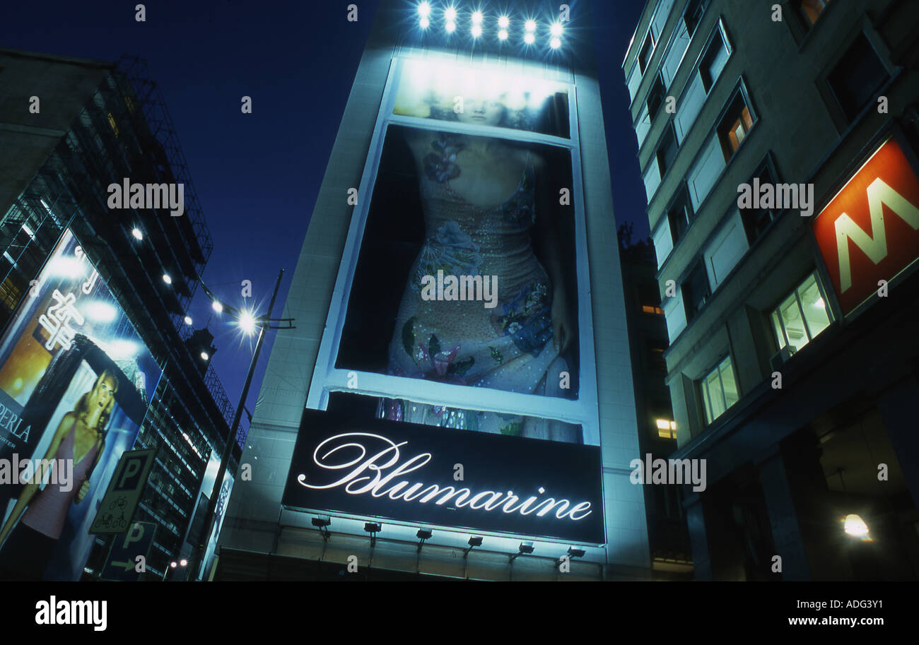 San babila underground hi-res stock photography and images - Alamy