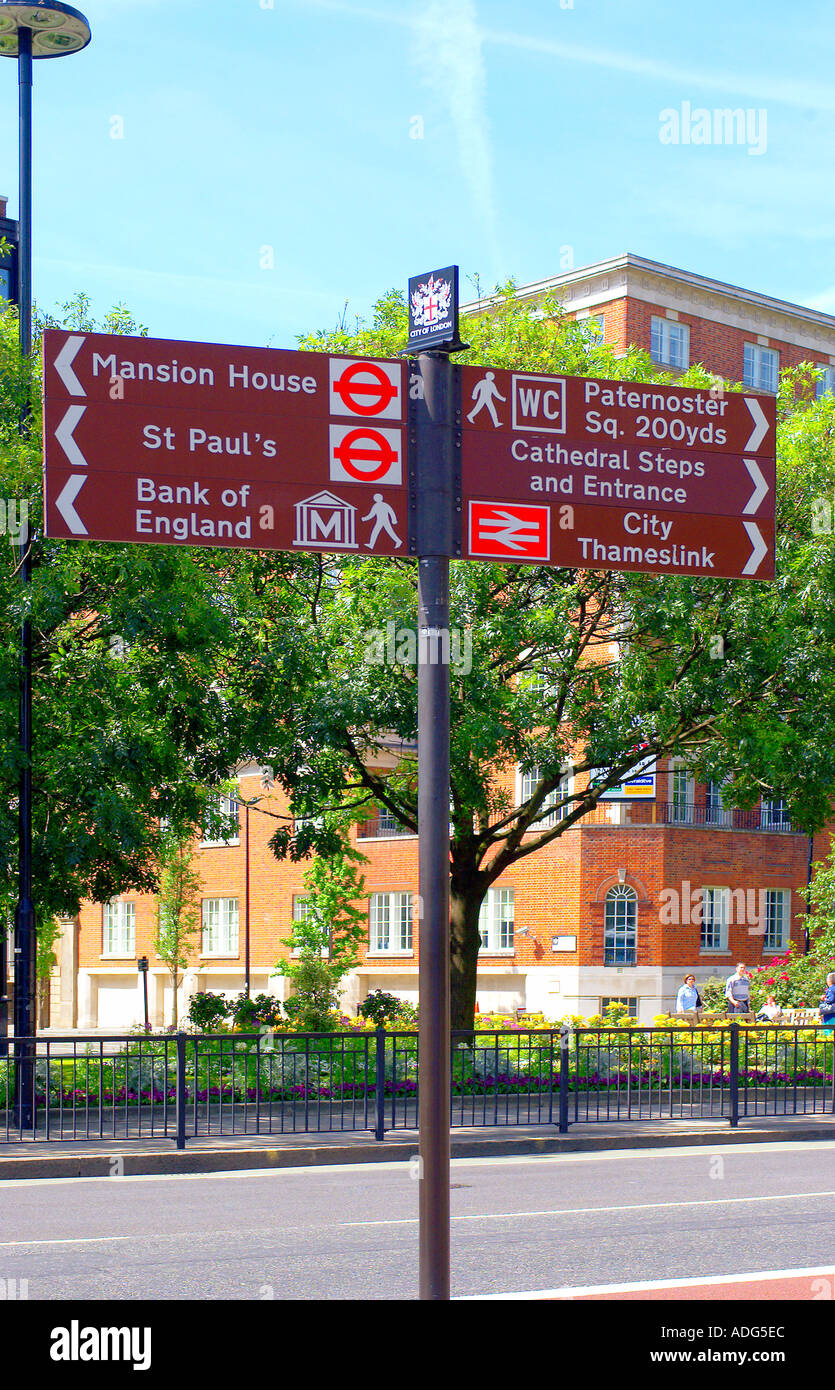 Sign post st pauls hi-res stock photography and images - Alamy