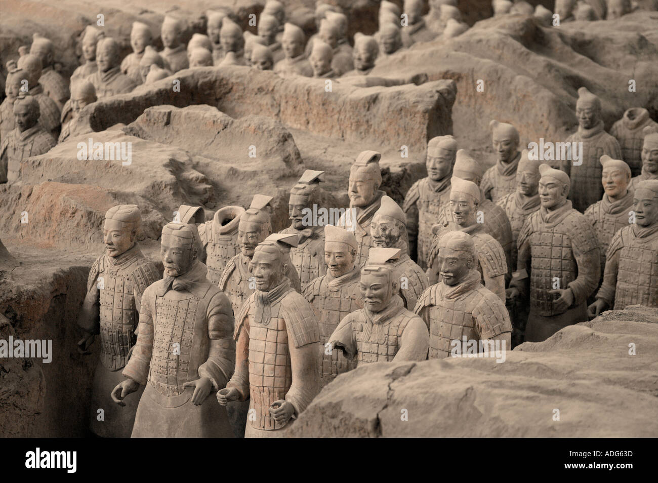Stone warriors of the Terracotta Army in Xian, China Stock Photo - Alamy