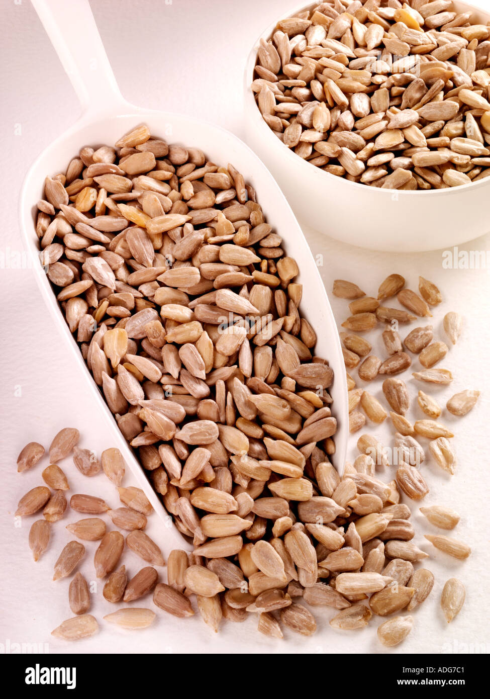 SUNFLOWER SEEDS IN SCOOP Stock Photo - Alamy
