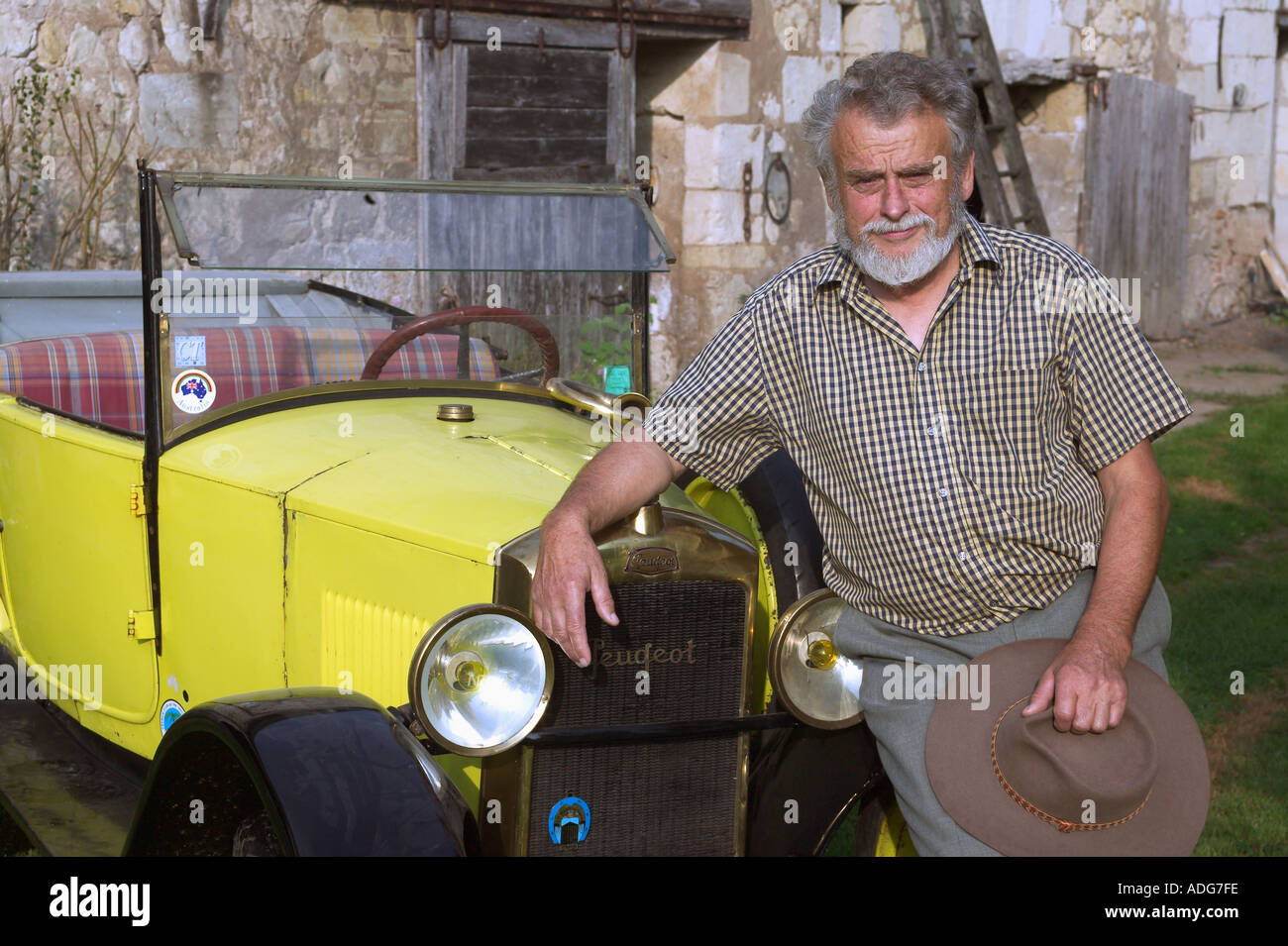 Vintage car owner hi-res stock photography and images - Alamy
