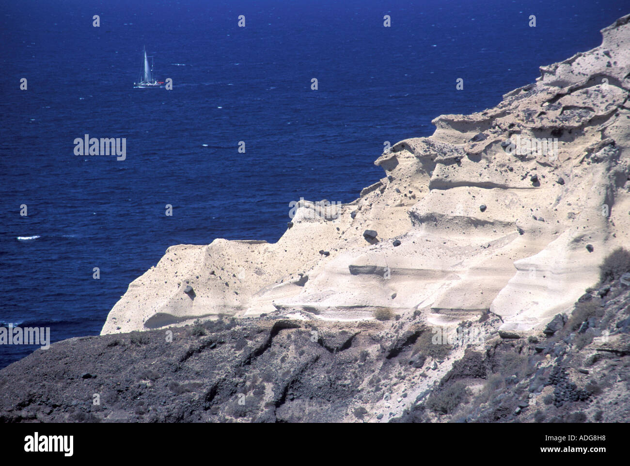 Monolithos santorini hi-res stock photography and images - Alamy